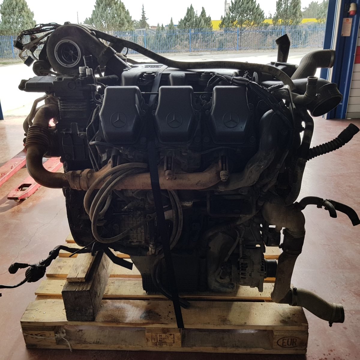 ΜΗΧΑΝΗ MERCEDES ACTROS OM 541 – Gergolas Truck Service & Spare Parts