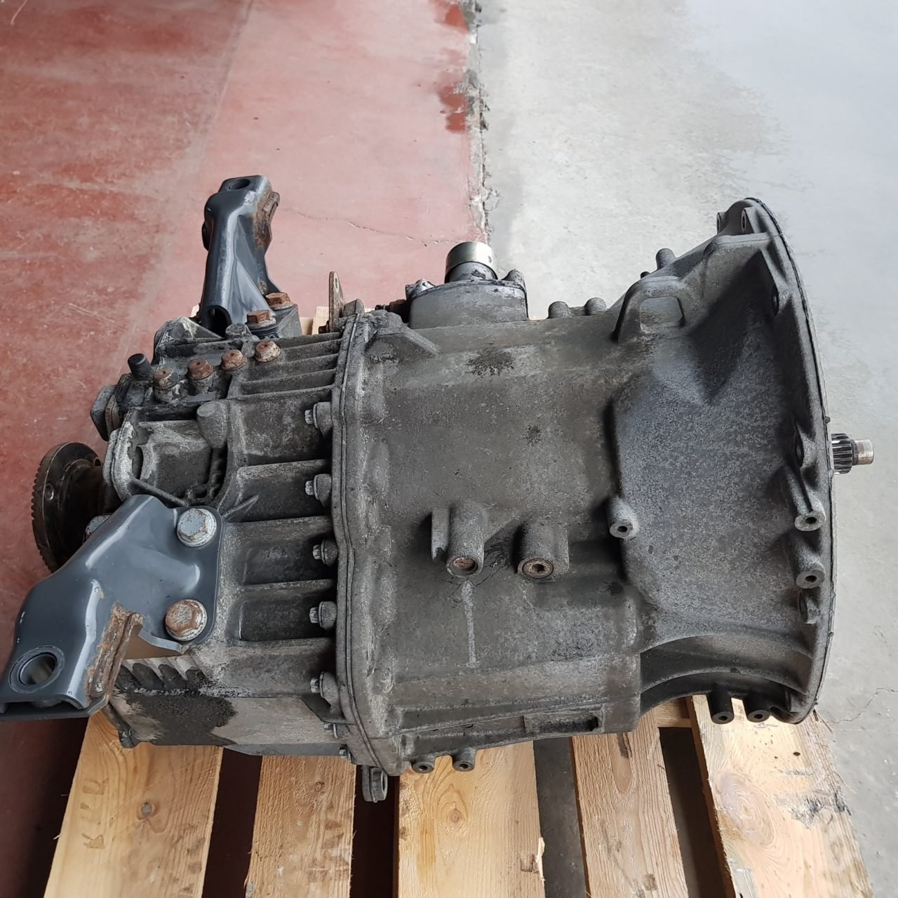 GEAR BOX MB ATEGO G85-6 – Gergolas Truck Service & Spare Parts