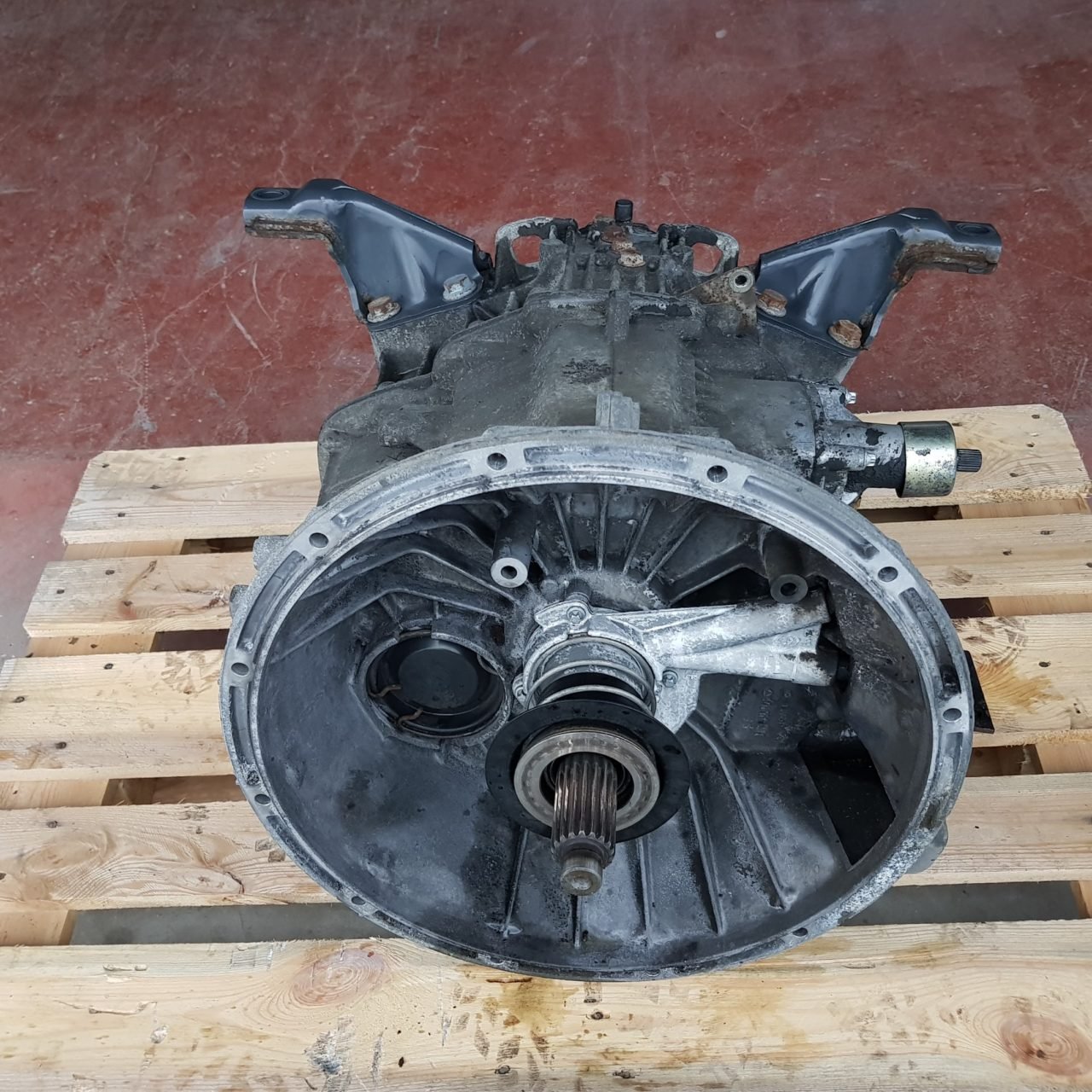 GEAR BOX MB ATEGO G85-6 – Gergolas Truck Service & Spare Parts